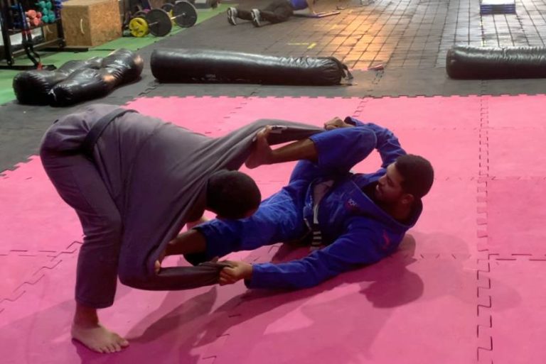 Best BJJ Guard Types For Long Legs Every Tall Guy Need To - The Top BJJ ...