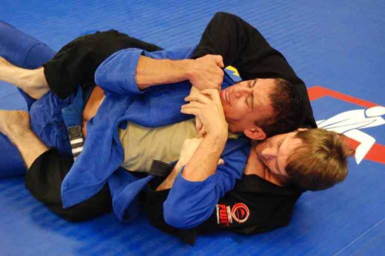 Brazilian Jiu-Jitsu 101: Your Beginner's Guide To BJJ